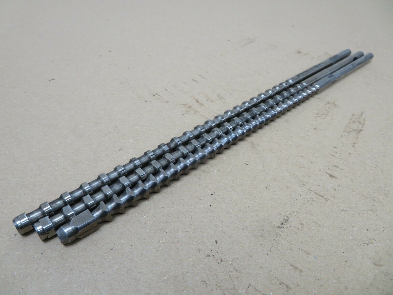 HSS 3/8″ Square Pull Broach Set of 3 In Good Condition Includes VAT ...