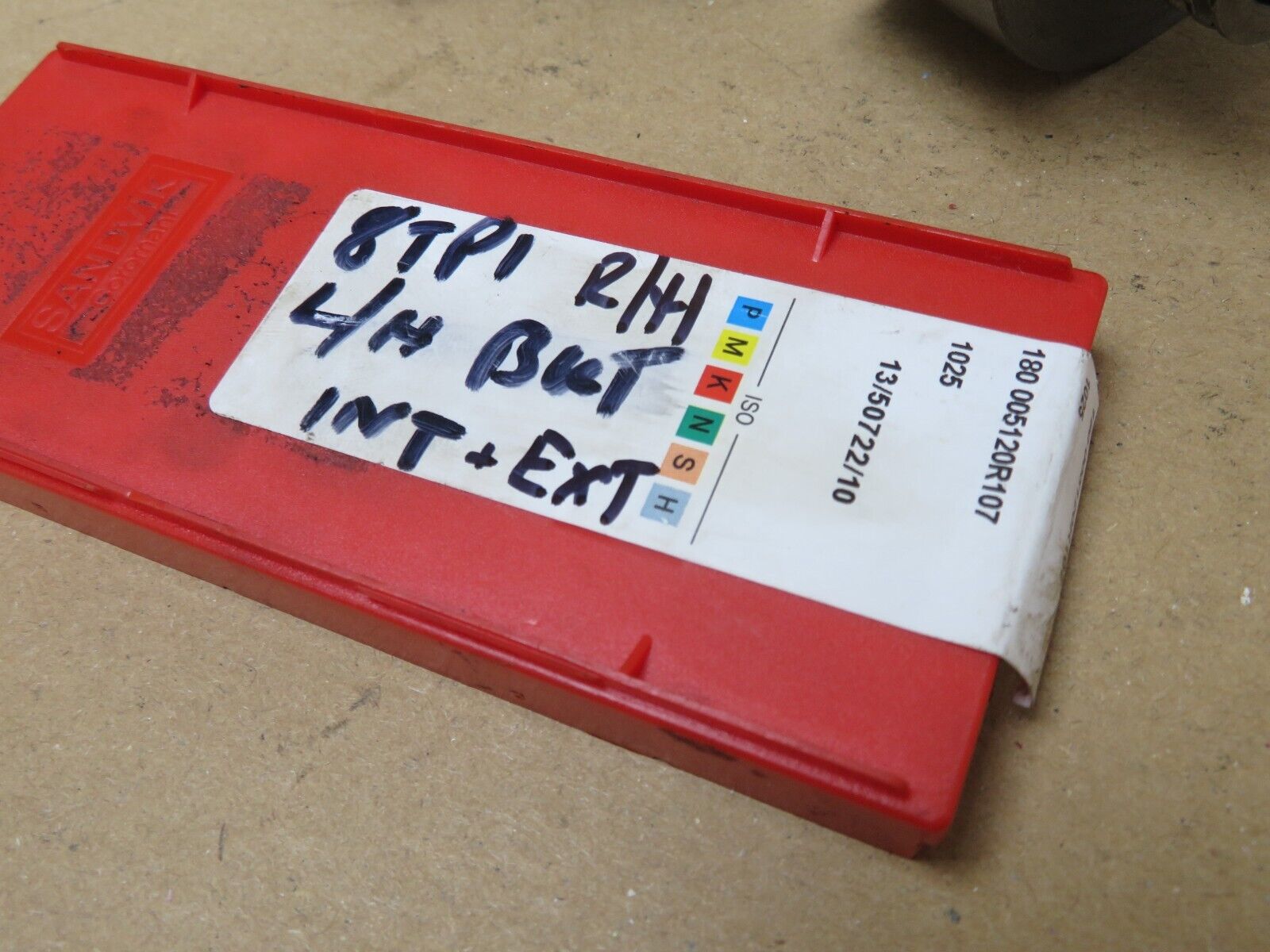 Sandvik 8TPI Buttress Left & Right Hand Internal & External Threading ...