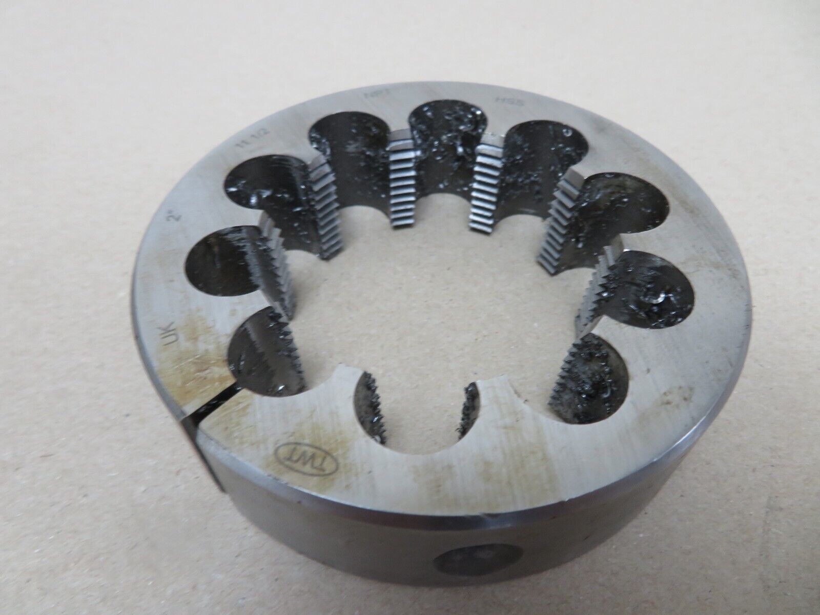 2″ x 11 1/2 NPT HSS 4″ OD Split Die Teeth Worn On Start Of Cutting Edge ...